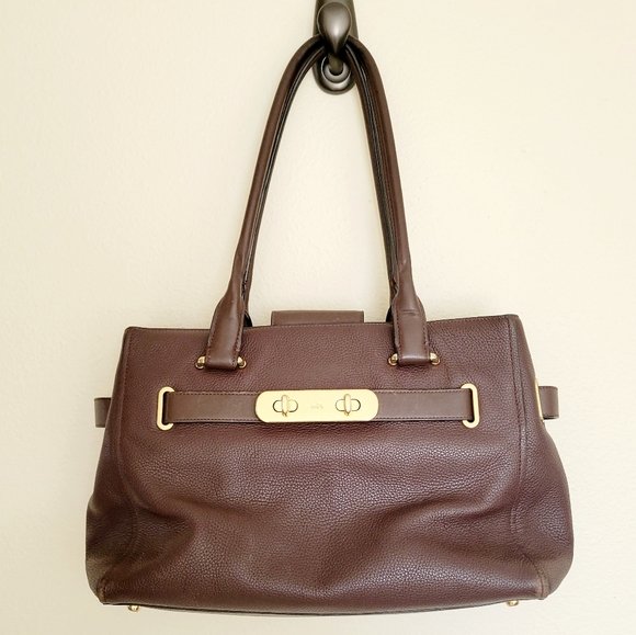 Coach | Bags | Coach Womens Coach Swagger Carryall 27 In Pebble Leather ...